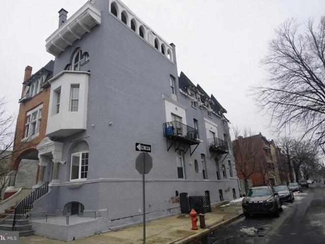 1921 W Diamond St, Philadelphia, PA 19121