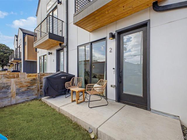 1921 W Elk Place # 2