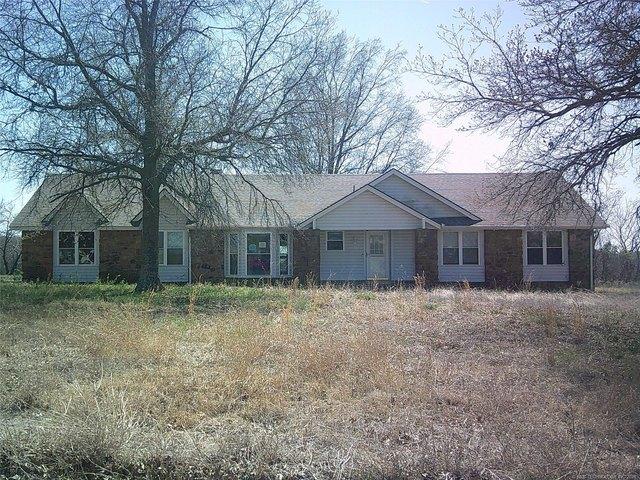 19224 E Shannon Dr, Claremore, OK 74019