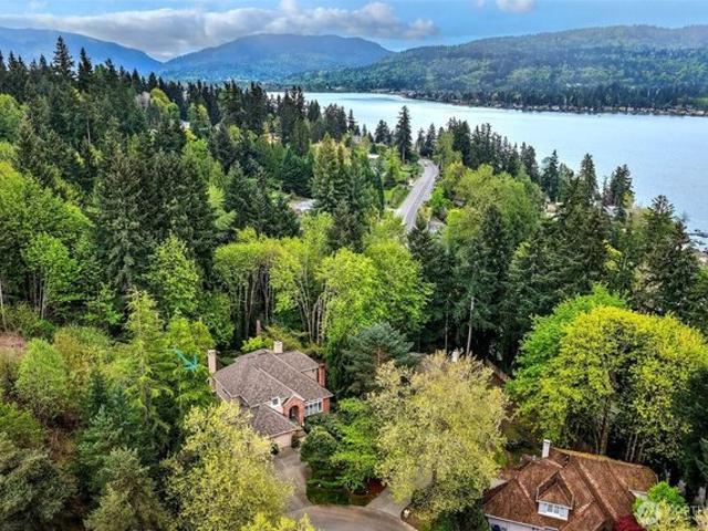 19225 SE 25th St, Sammamish, WA 98075