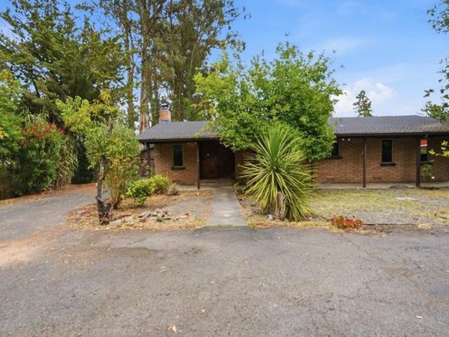 19229 Orange Ave, Sonoma, CA 95476