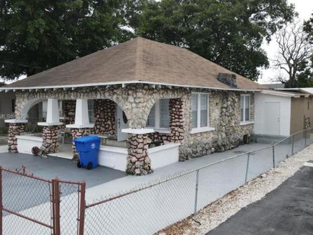 1922 NW 4th St, Miami, FL 33125