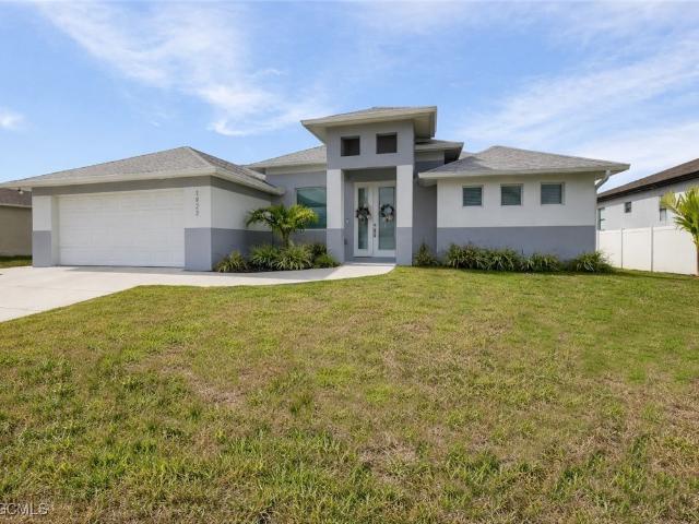 1922 NE 17th Pl, Cape Coral, FL 33909 | MLS #2026002