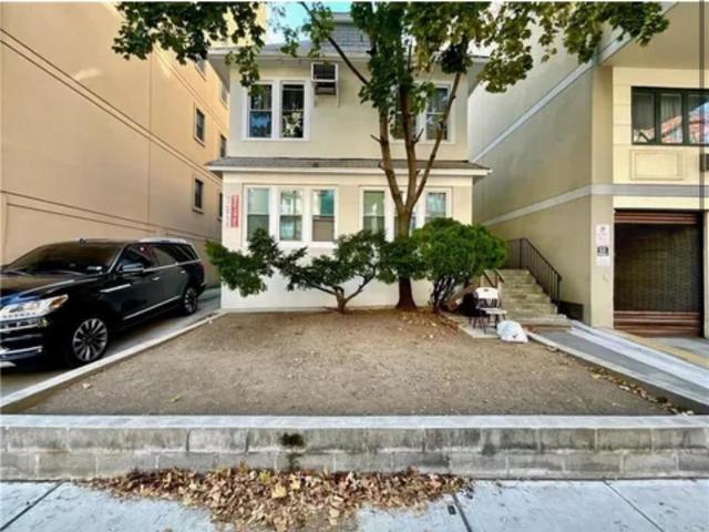 1922 Ocean Avenue
