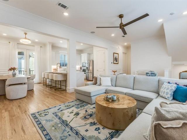 1922 Euclid Ave Apt C, Dallas, TX 75206