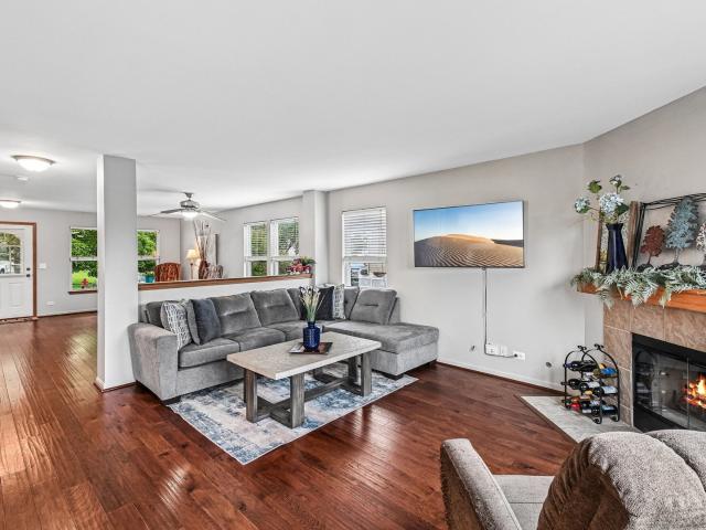 1922 Hemlock Drive