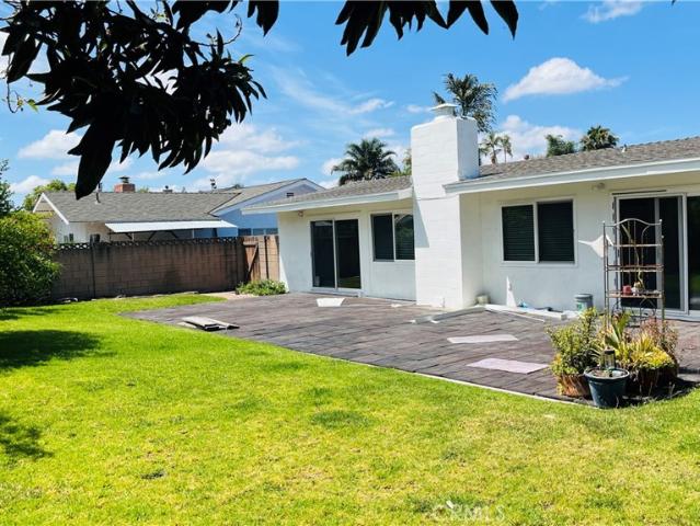 1922 S Kathy Ln