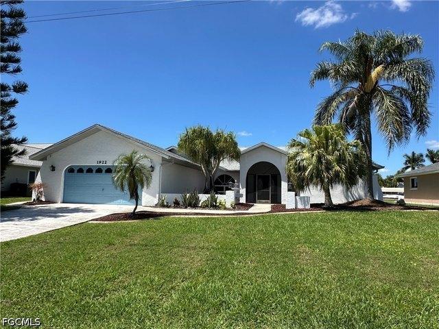 1922 SE 10th Pl, Cape Coral, FL 33990