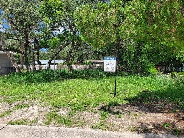 1922 Virginia Ave, Tarpon Springs, FL 34689