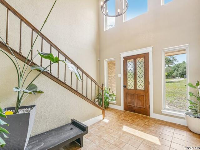 1922 Virginia Ln