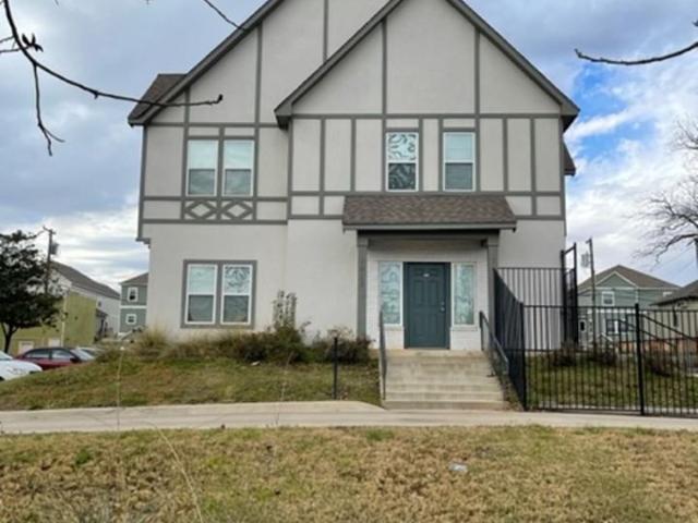 1923 Austin 1 Bedroom Apartment for Rent at 1923 Austin Ave, Waco, TX 76701 Austin Avenue