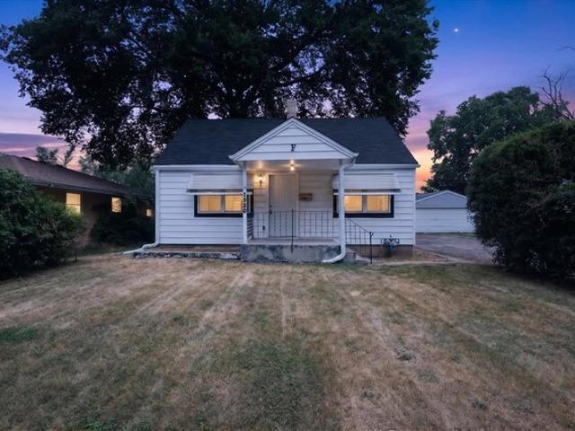 1923 Barton Blvd, Rockford, IL 61103
