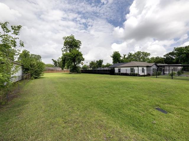 1923 Harland Dr, Houston, TX 77055