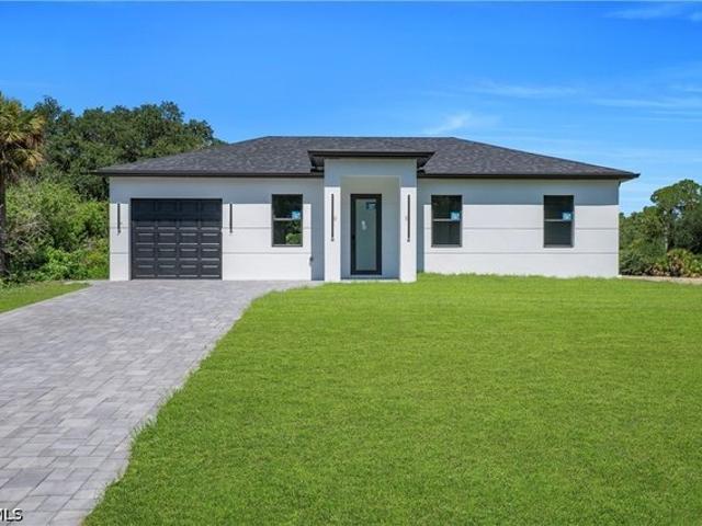 1923 Johns Ave, Lehigh Acres, FL 33972