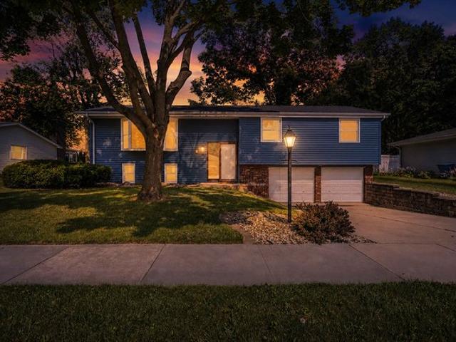 1923 Kennedy Ave, Schererville, IN 46375