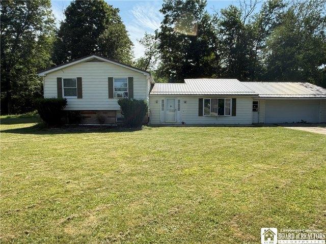 1923 Riverview Dr, Wellsville, NY 14895