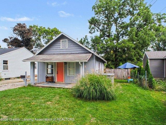1923 Sunnyside Ave, Lansing, MI 48910