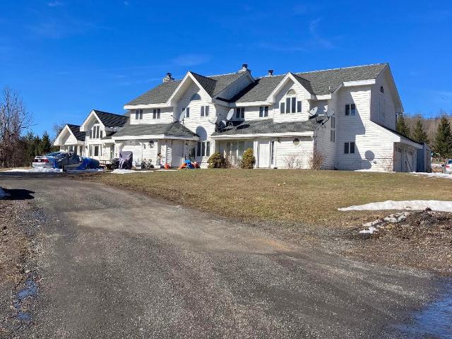 192 194 Weed Road