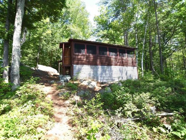 192 County Rd, Hillsborough, NH 03244
