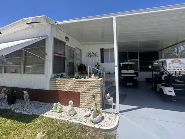 192 Caviller Ct, North Fort Myers, FL 33917