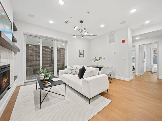 192 Cambridge Ave # 1