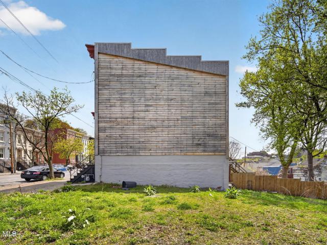 192 Clinton Avenue