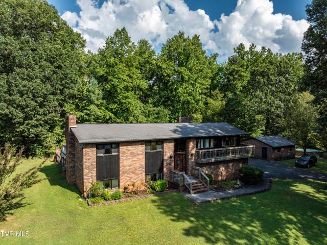 192 Aviation Drive