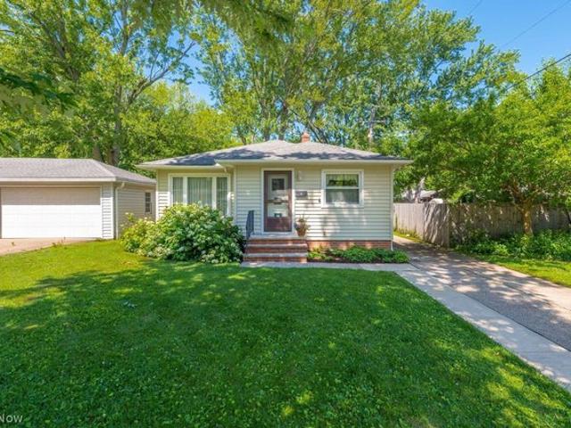 192 Belmar Blvd, Avon Lake, OH 44012