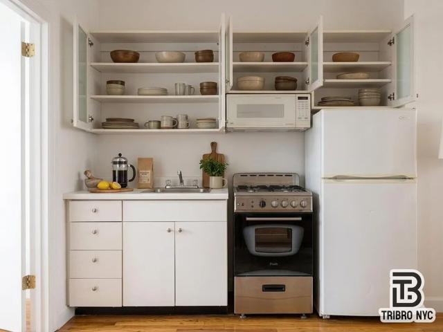 192 Bleecker Street 21