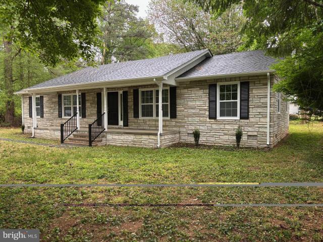 192 E Banbury Rd, Tappahannock, VA 22560 | MLS #VAES2002