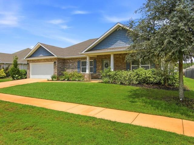 192 E Sky Way, Freeport, FL 32439
