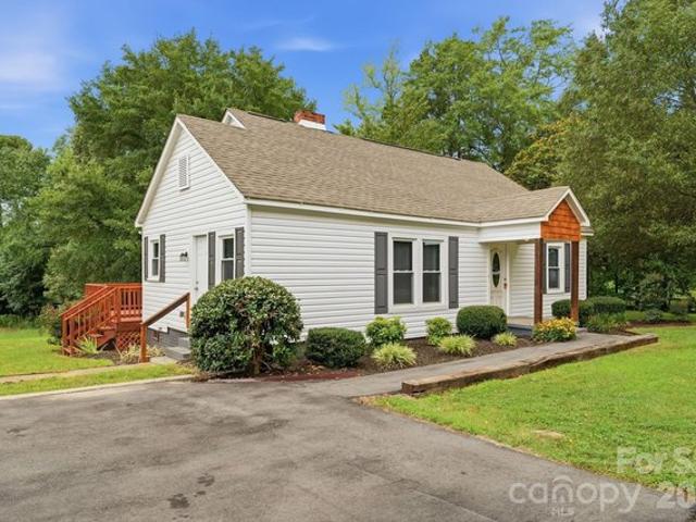 192 Flower House Loop, Troutman, NC 28166