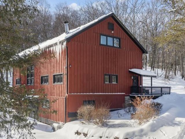 192 Lakeview Rd, Craryville, NY 12521