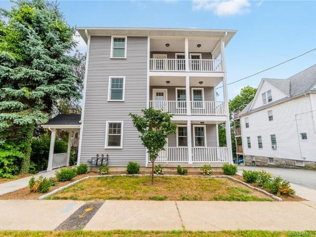 192 Montauk Ave, Unit 1, New London, CT 06320 | MLS #24168 | Compass