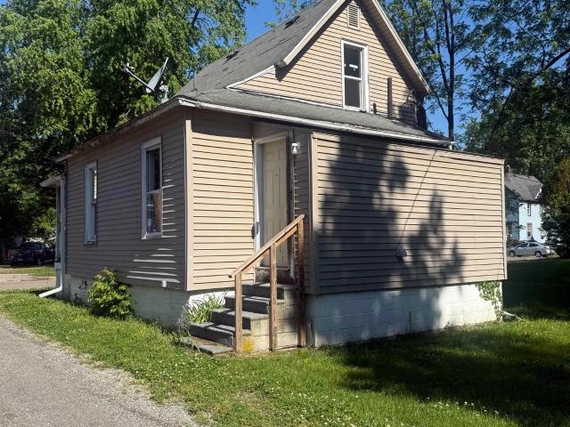 192 N 6th Street