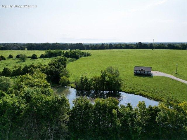 192 S Crossway Rd, Marshfield, MO 65706