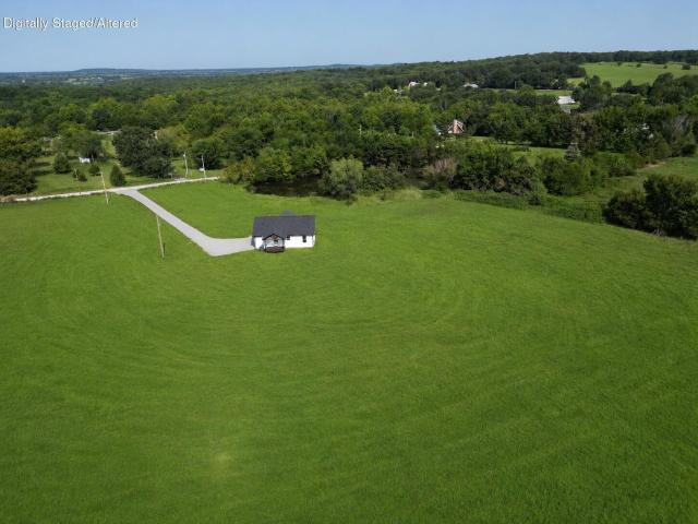 192 S Crossway Road