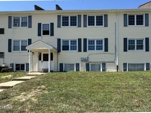 192 Sawmill Rd Apt B, Brick, NJ 08724