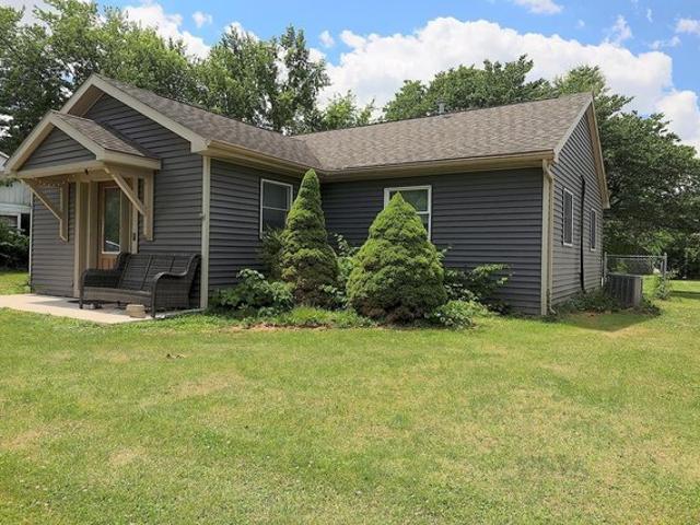 192 Sturm St, New Haven, IN 46774