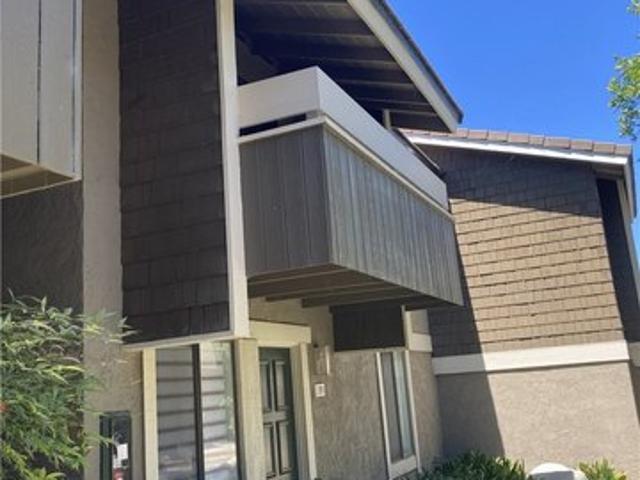 192 Streamwood, Irvine, CA 92620