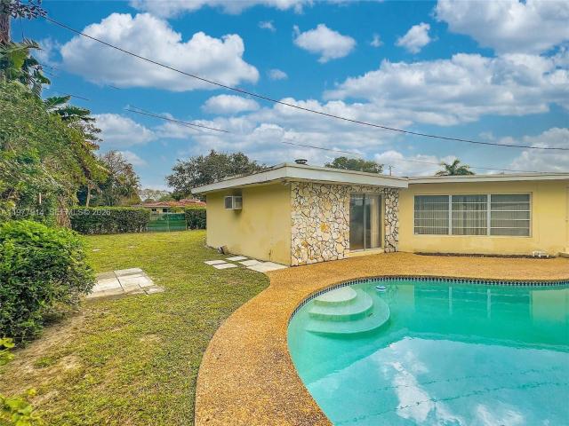 192 SW 62nd Ter, Plantation, FL