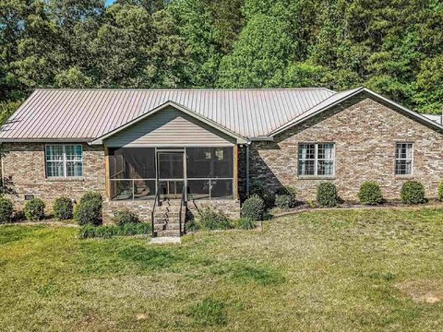 192 Peek Rd, Hartselle, AL 35640