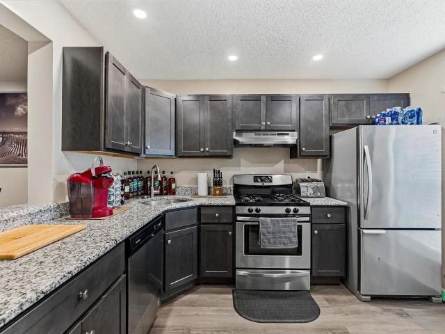 192 Rumson Dr