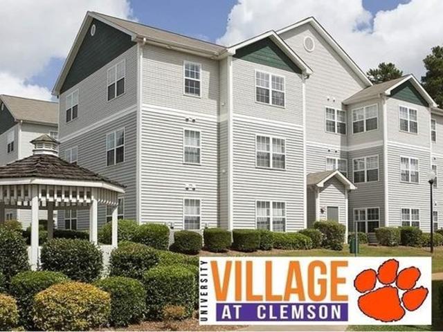192 University Village Dr Apt D, Central, SC 29630