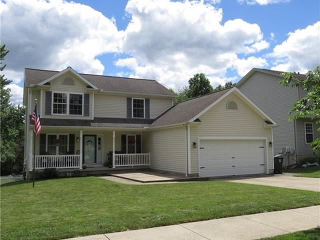 1934 Cherrywood Ln, Akron, OH 44312
