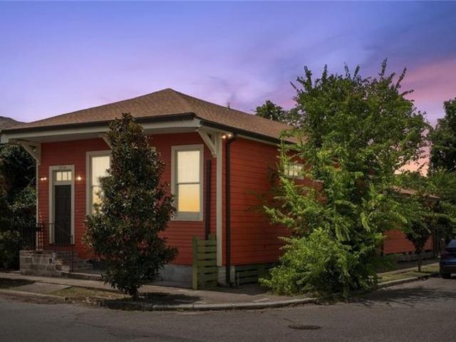 1934 Delachaise St, New Orleans, LA 70115