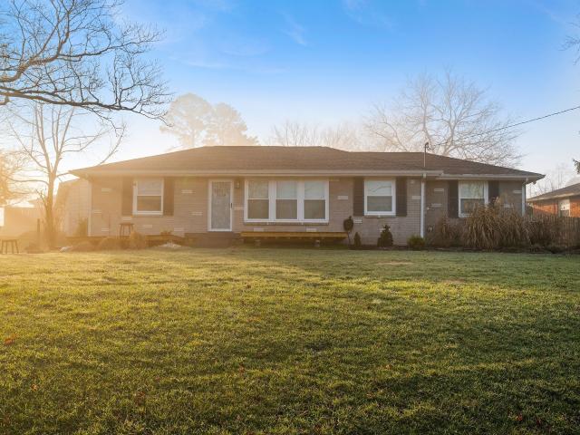 1934 Pinehurst Dr