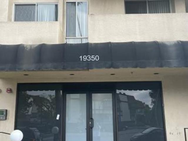 19350 Sherman Way #212, Reseda, CA 91335