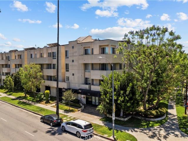 19350 Sherman Way 328