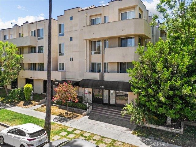 19350 Sherman Way Unit 201, Reseda, CA 91335
